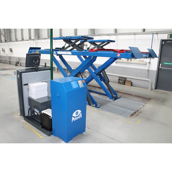 DUO scissor lift proves best quality. Made by MAHA. | MAHA USA