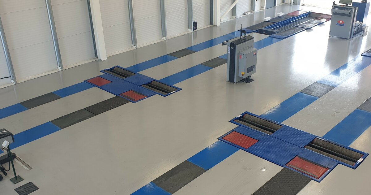 DUO scissor lift proves best quality. Made by MAHA. | MAHA USA